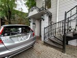 Alma (Praporshchika Komarova Street No:23к2), yönetim ofisi  Vladivostok'tan