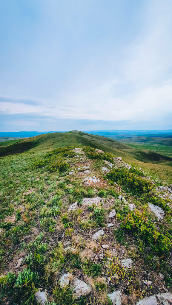 Dağ zirvesi Гора Маяк 417 метров, Başkurdistan, foto