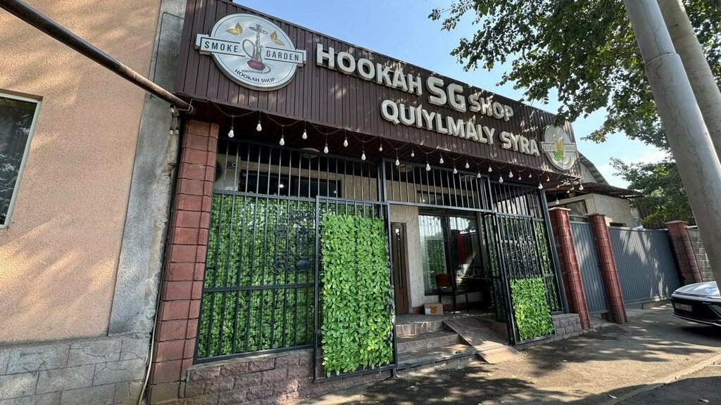 Bira dükkanı Beer garden, Almatı, foto