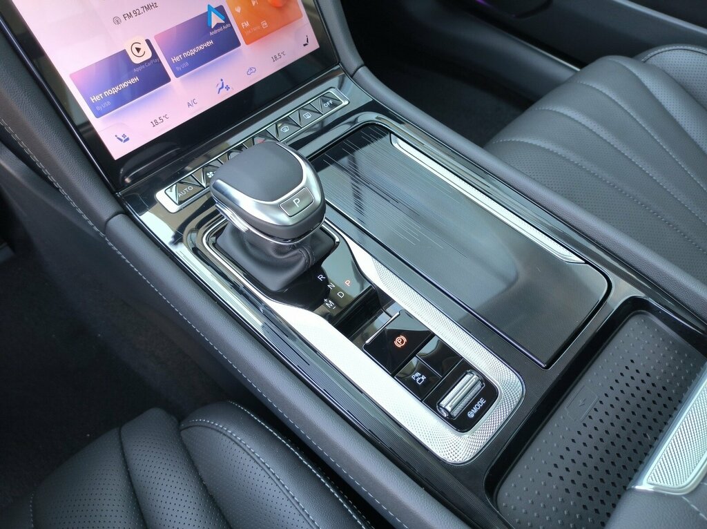 Otomobil satış galerileri Aaa Motors, Hongqi, Krasnodar, foto