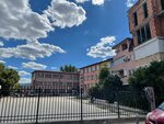 Основно училиште Хасан Приштина (улица Коста Абрашевиќ No:16), ortaokul  Skopje'den