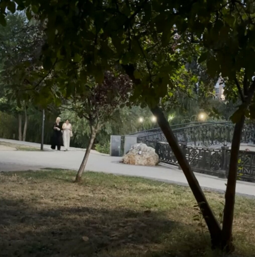 Dekorasyon ve süsleme, onur panosu Камень корпорации монстров, Simferopol (Akmescit), foto