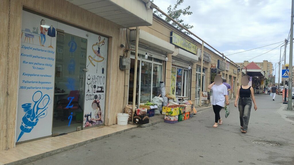 Market Konserv mehsullari ve meyve-terevez, Bakü, foto