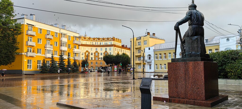 Anıt, heykel Фёдор Конь, Smolensk, foto