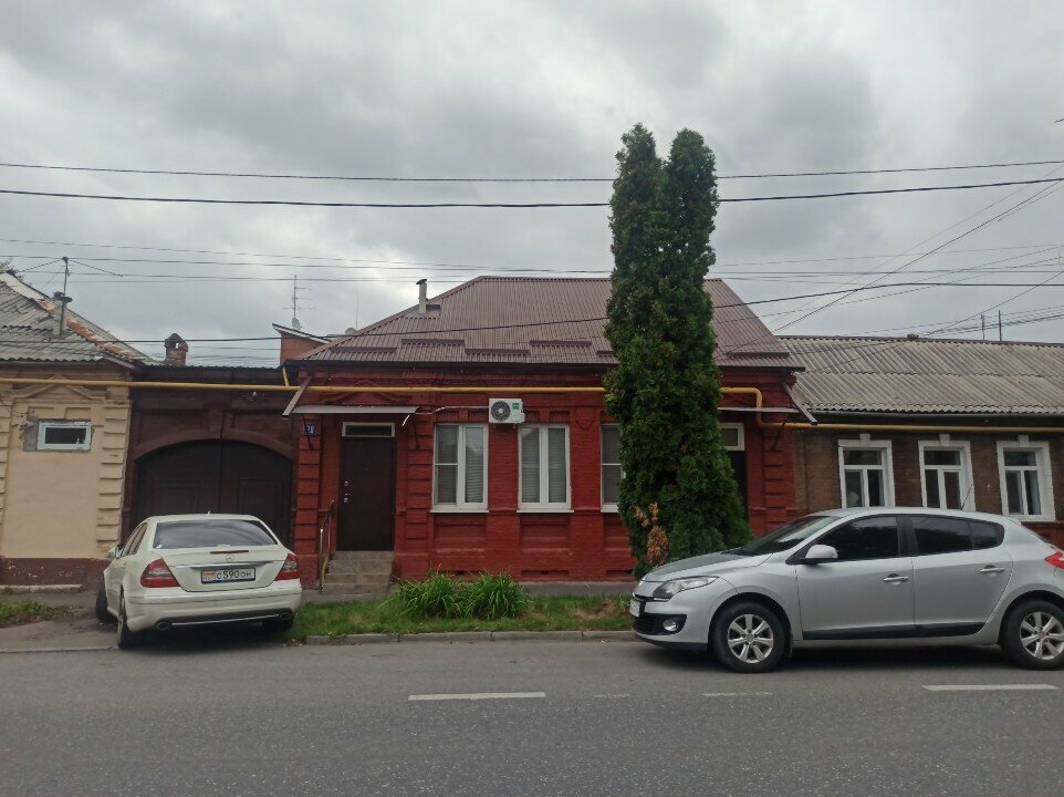 Kafe Tri Bogatyrya, Vladikavkaz, foto