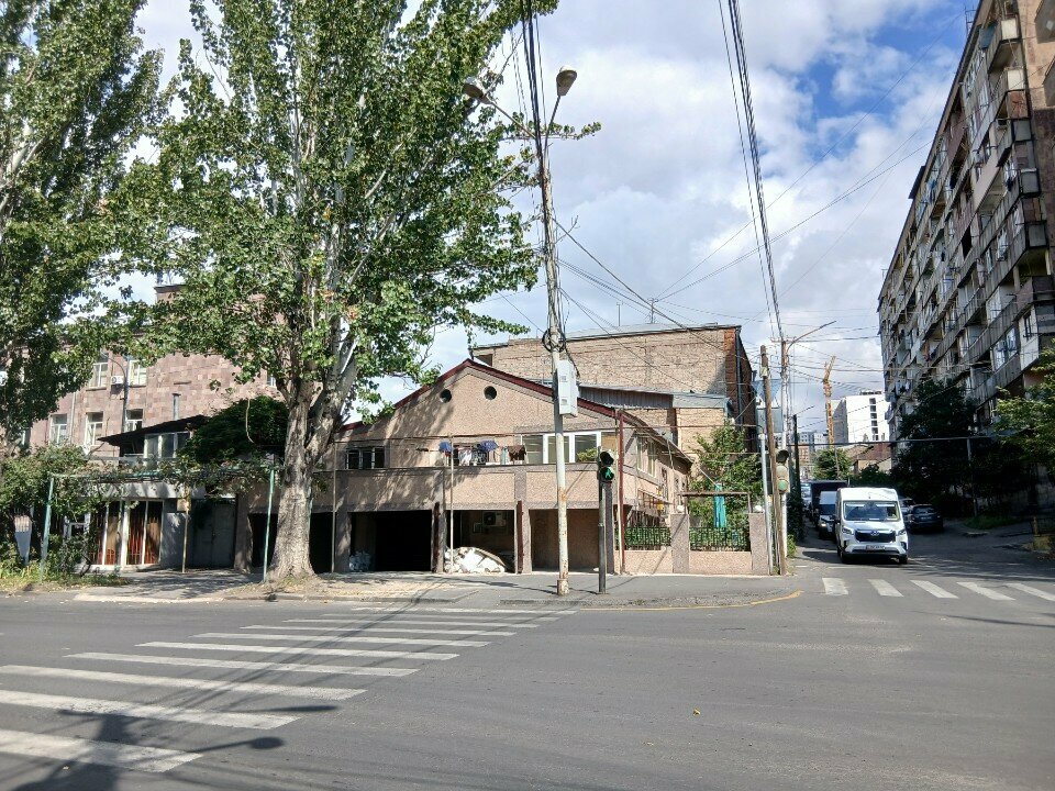 Güzellik salonu Салон красоты, Erivan, foto