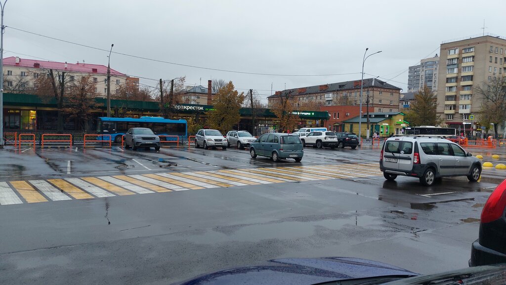 Otoparklar Podolsk Central Market Parking, Podolsk, foto