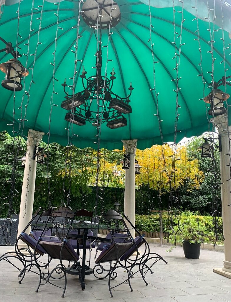 Bar Green Park Merter Havuz Bar, İstanbul, foto