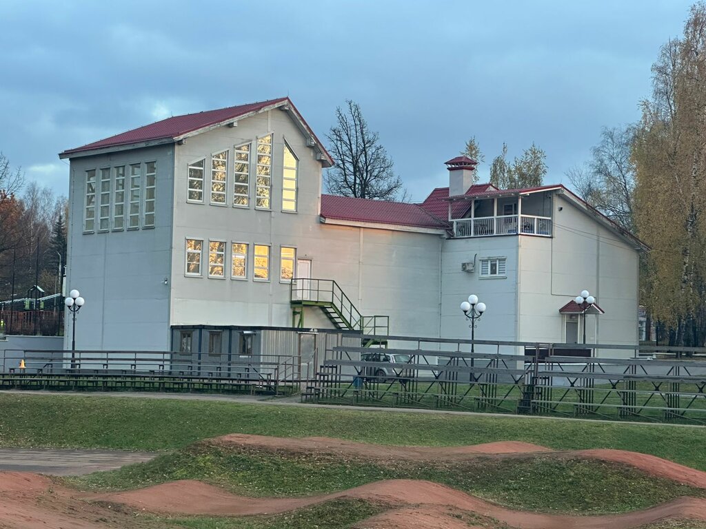 Spor okulları ВМХ-велодром Красная Пахра, Moskova, foto