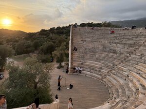 Antiphellos Antik Tiyatrosu (Antalya, Kaş, Andifli Mah.), müzeler ve sanat galerileri  Kaş'tan