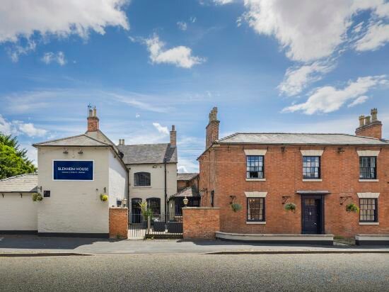 Otel Oyo Blenheim House, İngiltere, foto