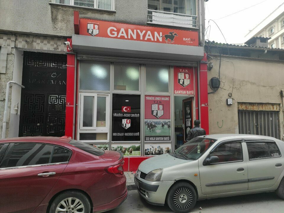 Şans oyunu bayileri Ganyan Bayi Yenidoğan, İstanbul, foto