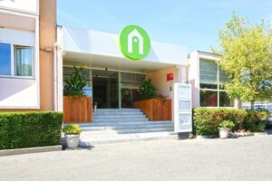 Campanile Creteil Centre (Avenue du Chemin de Mesly No:52, Créteil), otel