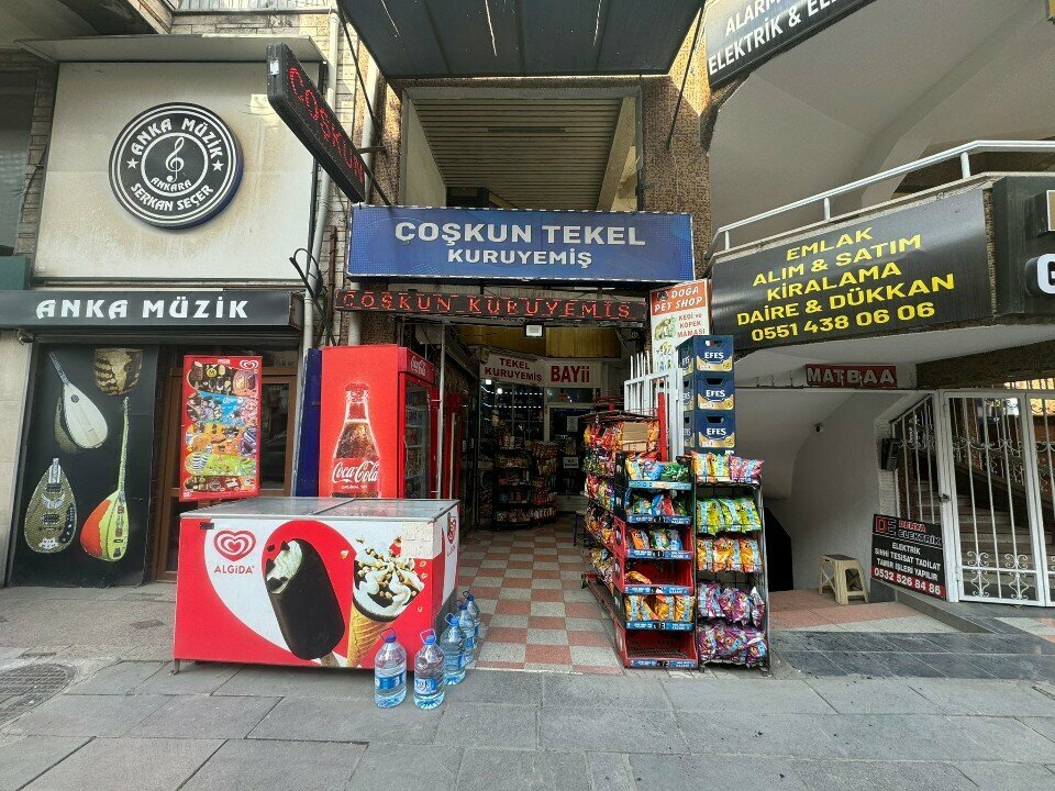 Alkollü içecekler Coşkun Kuruyemiş Ve Tekel, Ankara, foto