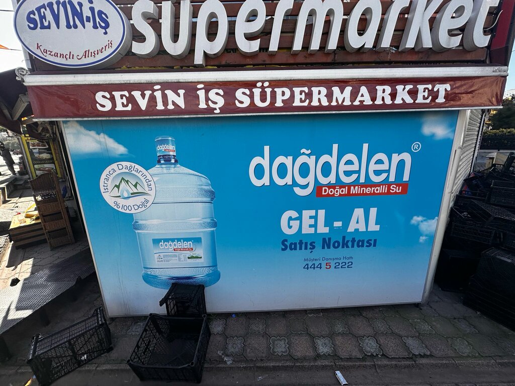 Su satışı Dağdelen Gel-Al Satış Noktası, İstanbul, foto
