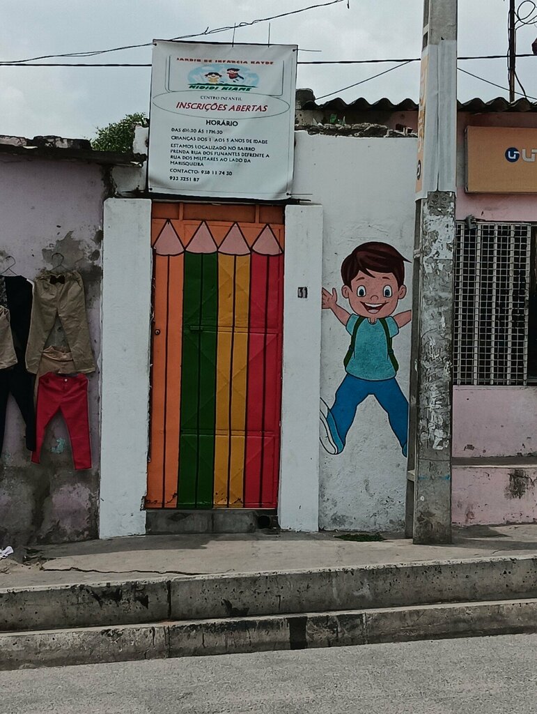 Anaokulları Creche, Loanda, foto