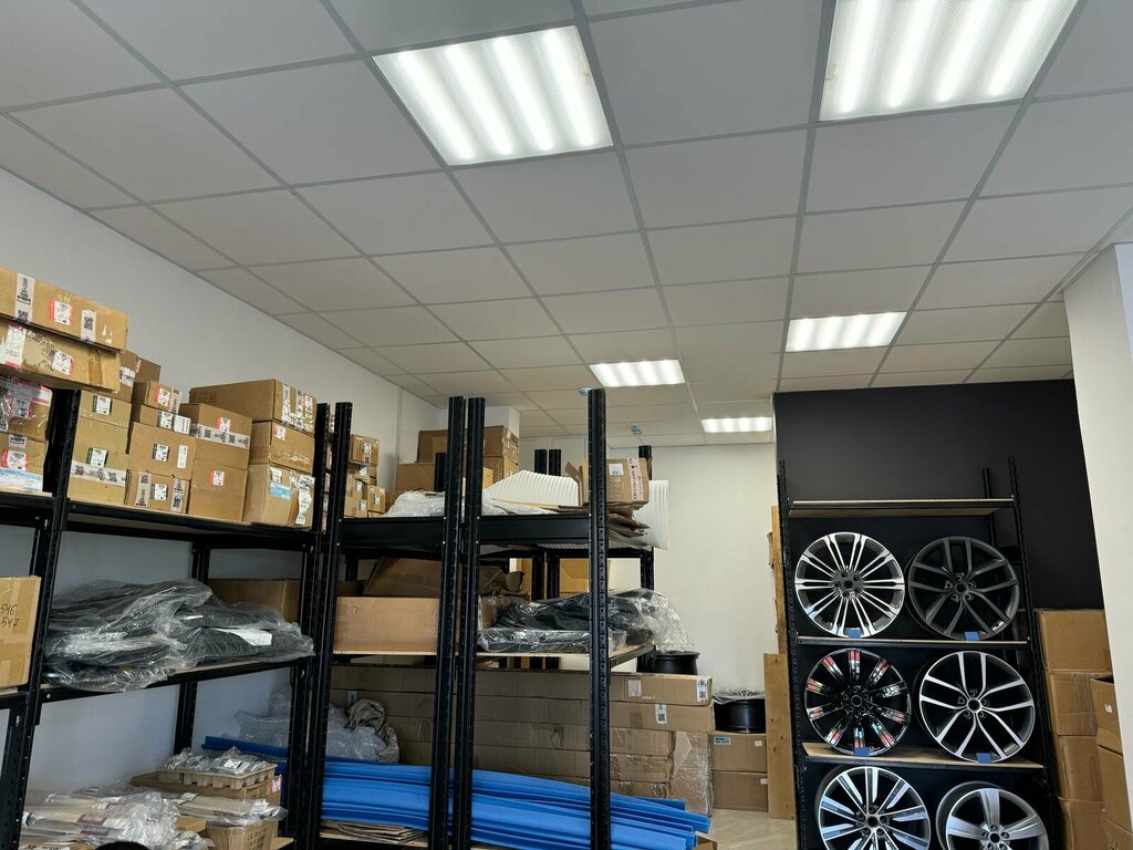 Otomobil yedek parçaları Da Bro Parts, Saint‑Petersburg, foto