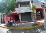Dress Store (Department of Cochabamba, Provincia de Cercado, Cochabamba, Avenida de las Heroínas, 941), giyim mağazası  Bolivya'dan