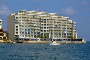 Cavalieri Art Hotel, a member of Radisson Individuals (Saint Julians), otel  St. Julians'tan