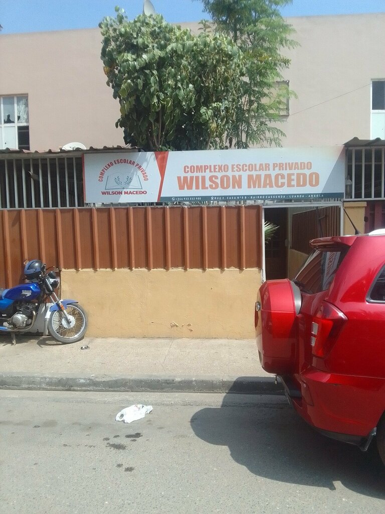 Özel okul Complexo escola Wilson Macedo, Loanda, foto