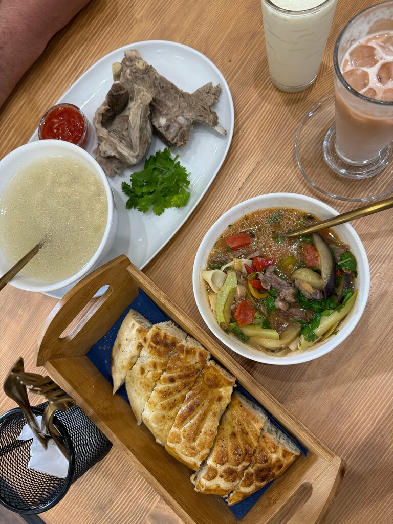 Kafe Кафе Калипсо, Teberda, foto