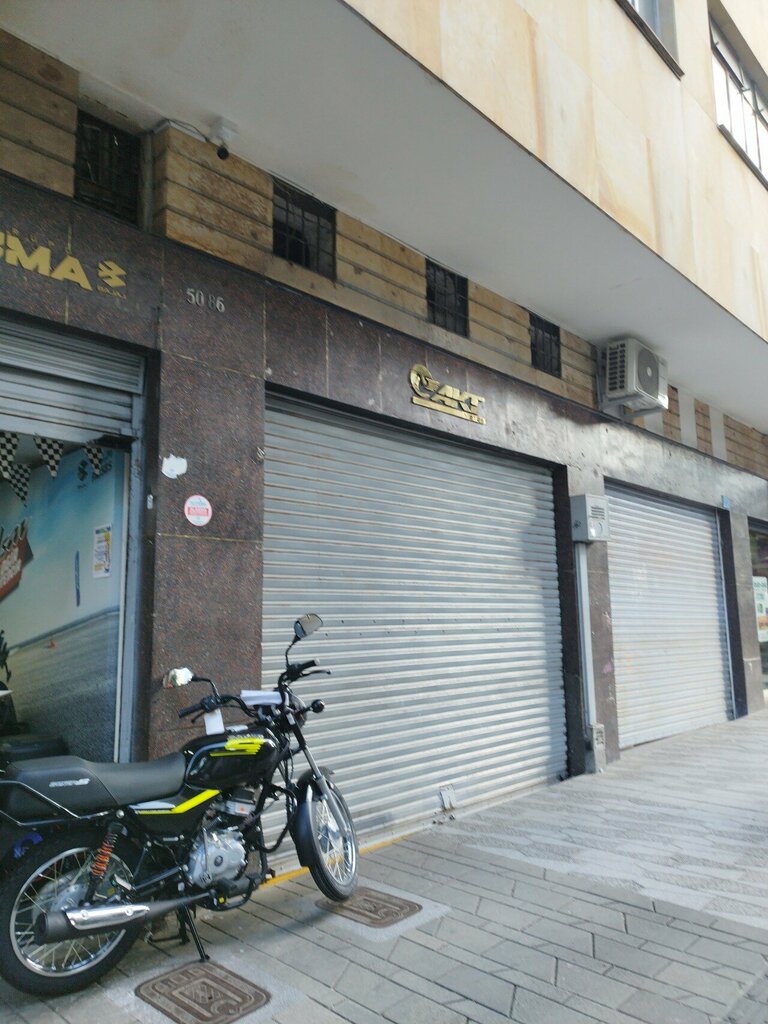 Motosiklet satışı Akt, Medellin, foto