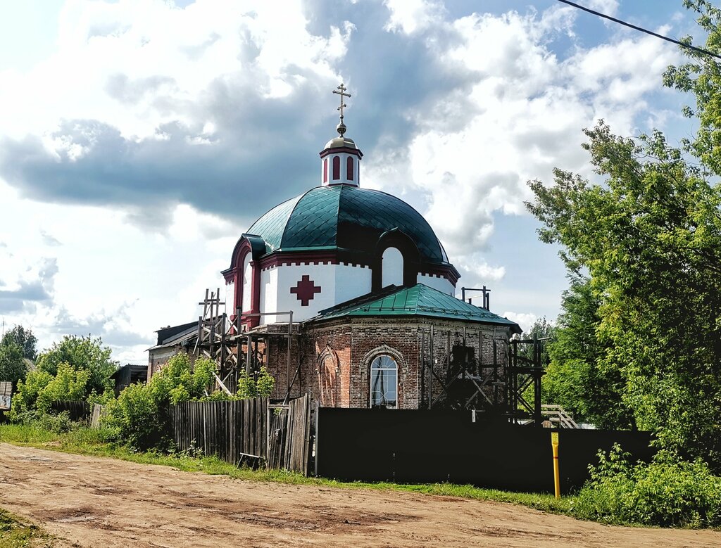 Ortodoks kiliseleri Tserkov Aleksandra Nevskogo V Kotelniche, Kotelnich, foto