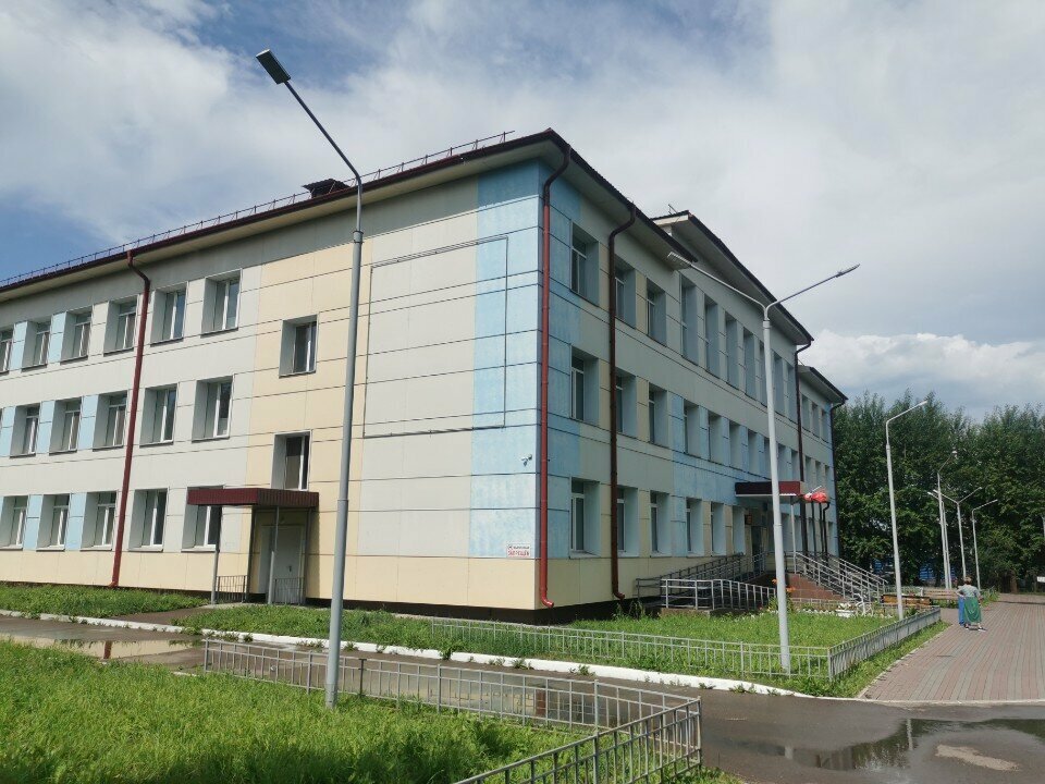 Yüksekokul ChPOU Mezhregionalny Pravovoy kolledzh, Krasnoyarsk, foto