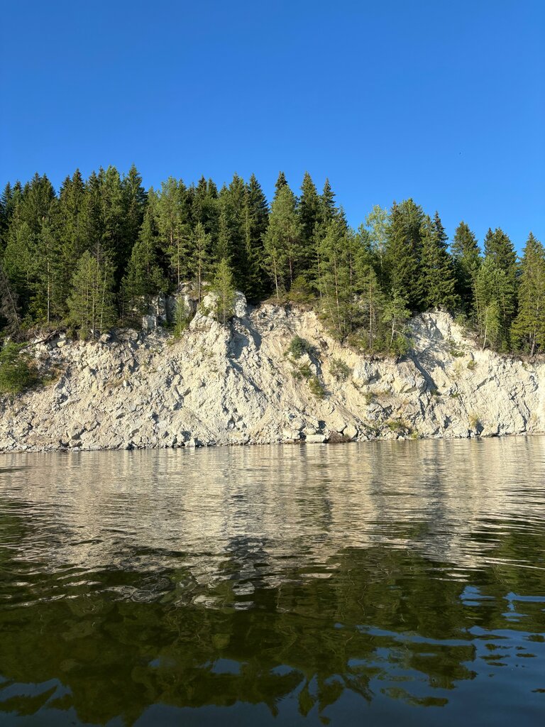 Plaj Пляж под каменками, Permski krayı, foto
