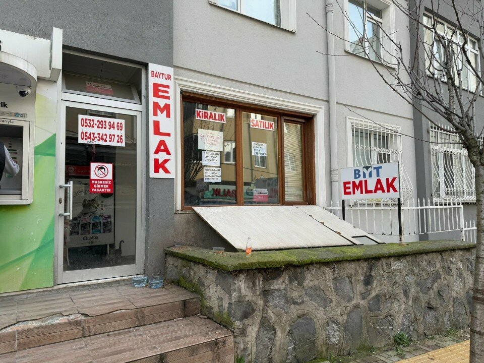 Emlak ofisi Baytur Emlak, İstanbul, foto