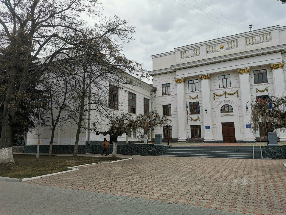 Kültür merkezleri Centrul de Cultură şi Istorie Militară, Kişinev, foto