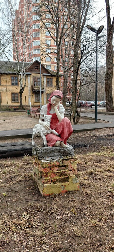 Park, sokak heykeli Аленушка и братец Иванушка, Moskova ve Moskovskaya oblastı, foto