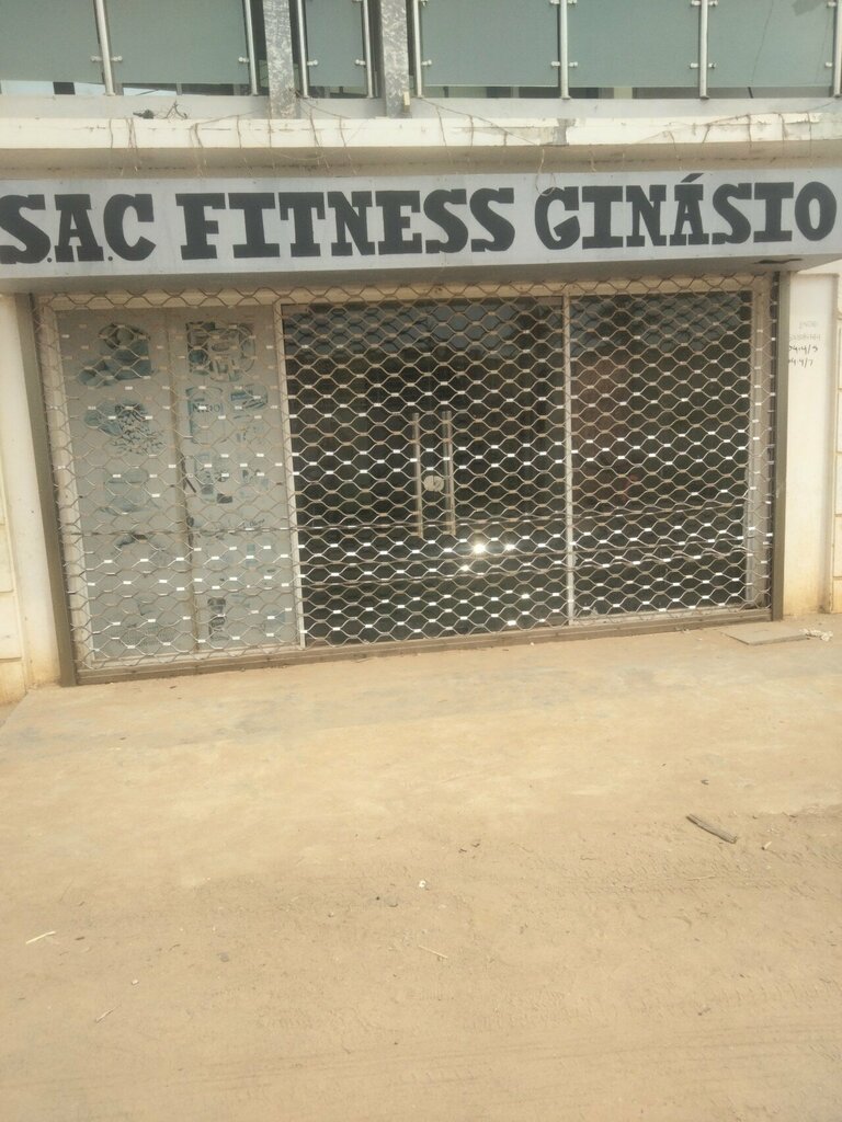 Fitness kulüpleri Sac Fitness Ginásio, Loanda, foto