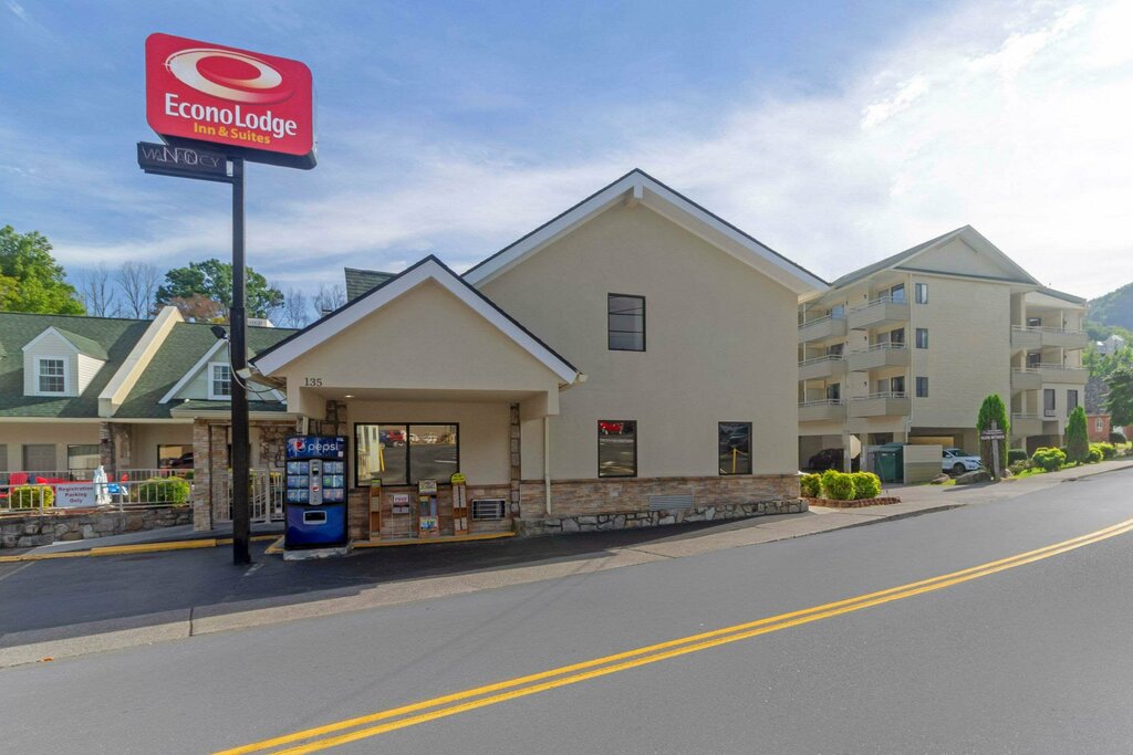 Otel Econo Lodge Inn & Suites Gatlinburg at the Convention Center, Tennessee Eyaleti, foto