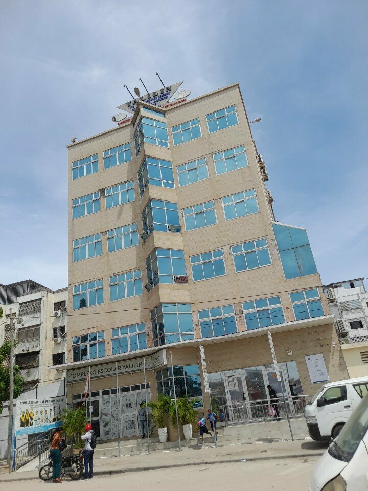 Eğitim merkezleri Yalilin, Loanda, foto