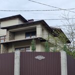 Guest house by the sea (Овражная улица No:5А, посёлок городского типа Орджоникидзе, садоводческое товарищество Труд-1), konuk evi  Kırım Cumhuriyeti'nden