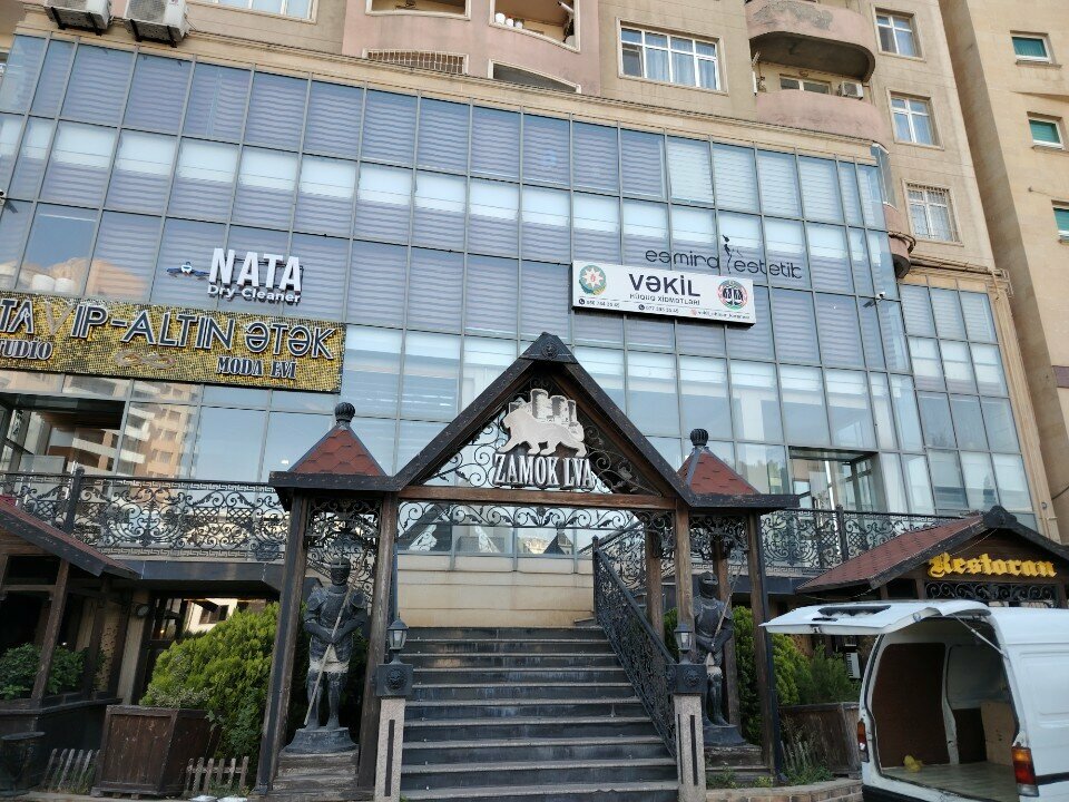 Avukatlar Vəkil, Bakü, foto