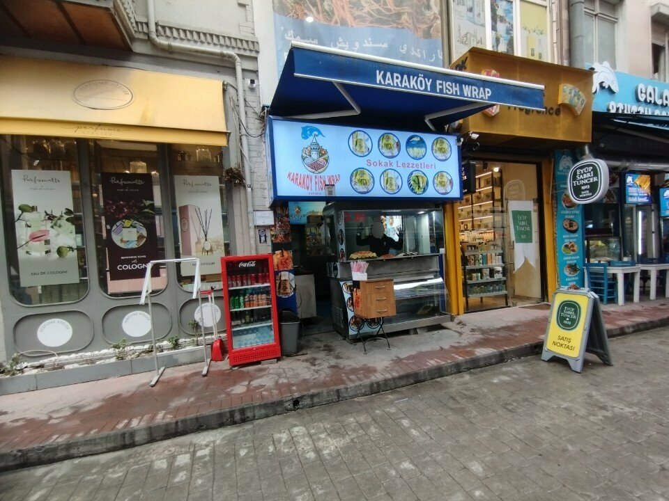 Kozmetik ve parfümeri mağazaları Eyüp Sabri Tuncer, İstanbul, foto