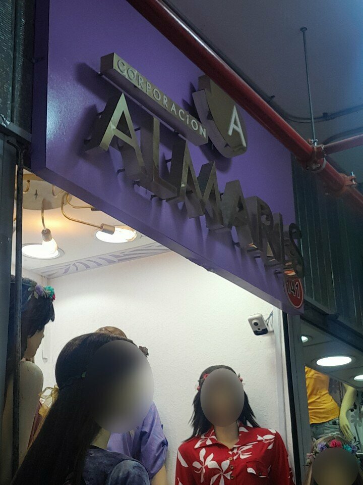 Giyim mağazası Almaris, Lima, foto