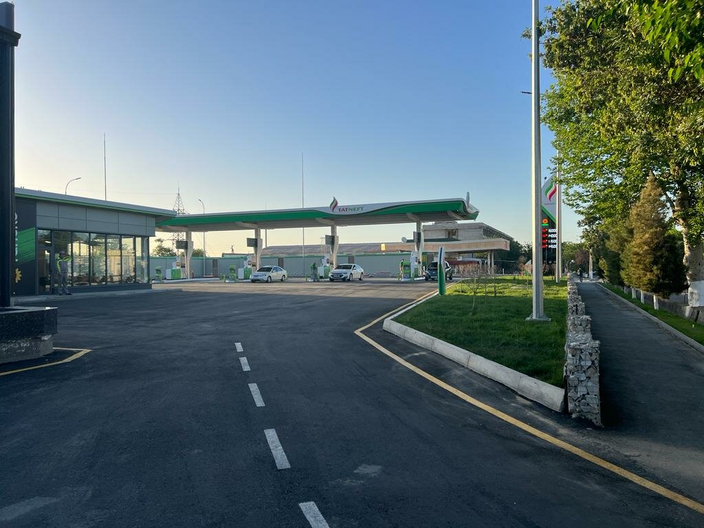 Benzin istasyonu Tatneft, Harezm eyaleti, foto