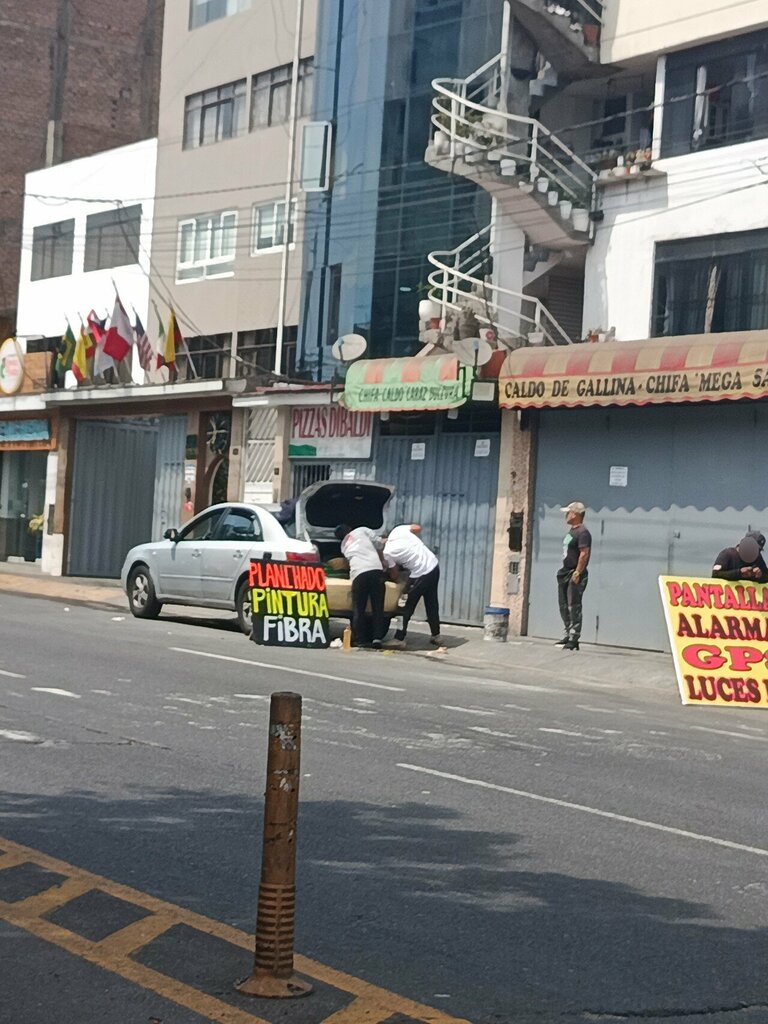 Pizzacılar Pizzería dibaldi, Lima, foto