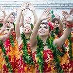 Дом гавайского танца Ho'ola Wai Lehua (Maly Tatarsky Lane No:8с1), dans okulları  Moskova'dan