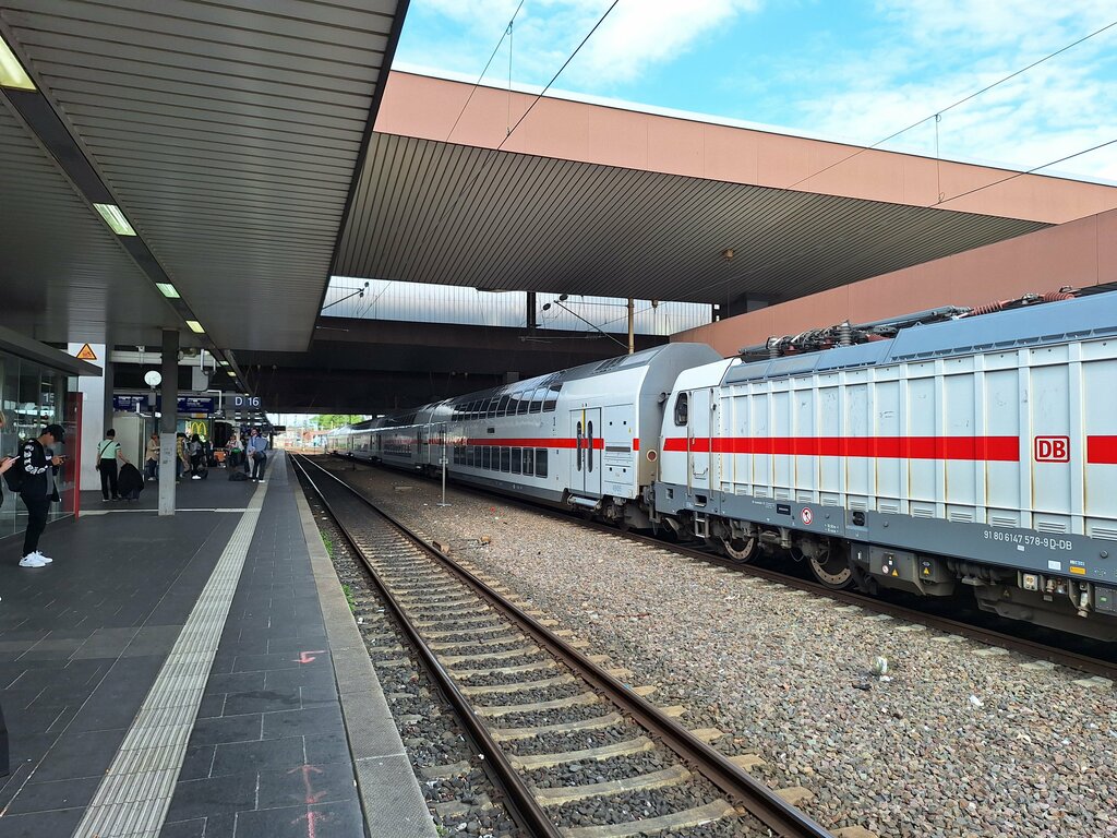Tren istasyonu Düsseldorf Hauptbahnhof, Düsseldorf, foto