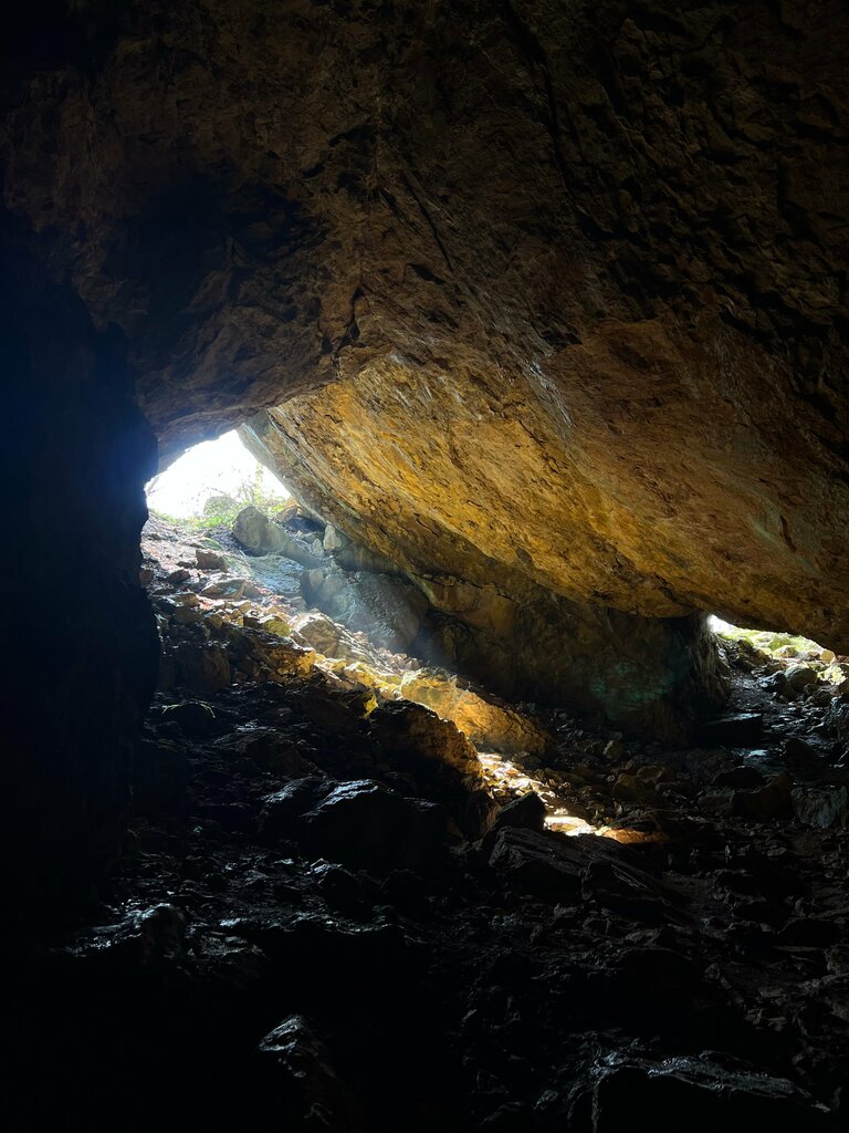 Doğa Пещера Сюндюрлю-Коба, Kırım Cumhuriyeti, foto