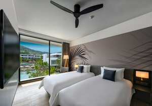 Stay Wellbeing & Lifestyle Resort (Mueang Phuket, Rawai, Wiset Road), otel