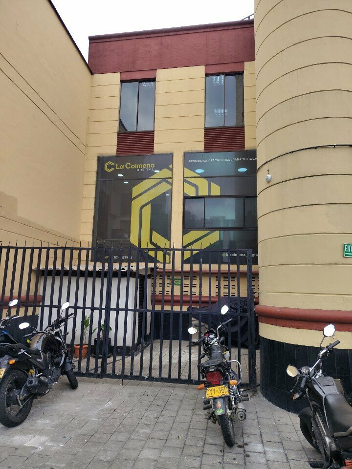 Metal eşya tamircileri La Colmena, Medellin, foto