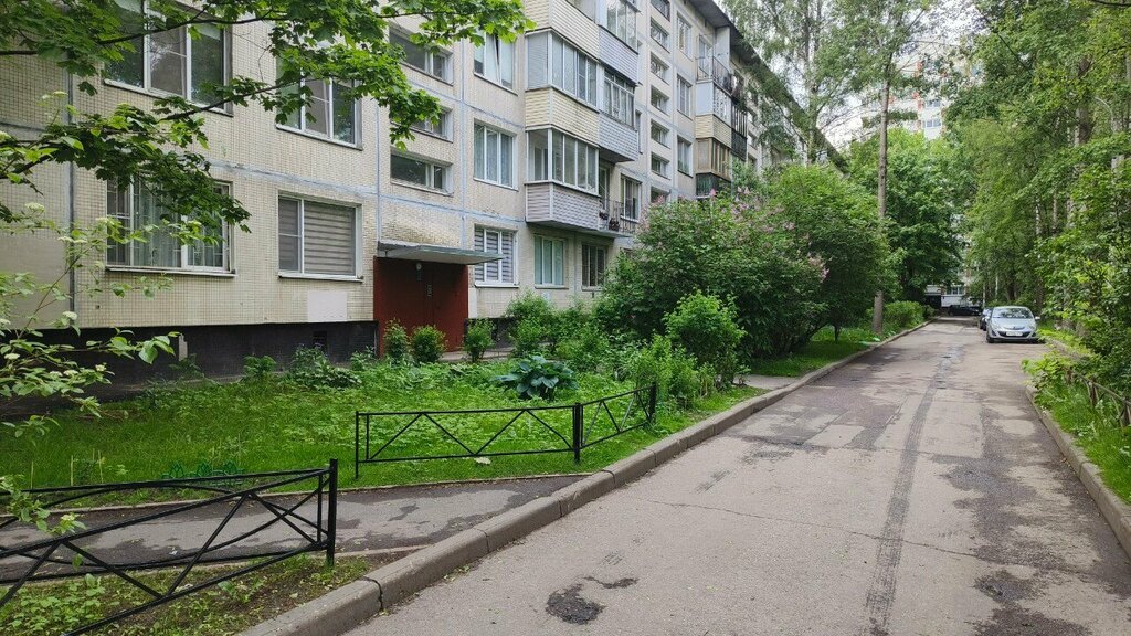 Hayvanat bahçesi merkezi Assotsiatsiya prikladnoy zoopsikhologii, Saint‑Petersburg, foto