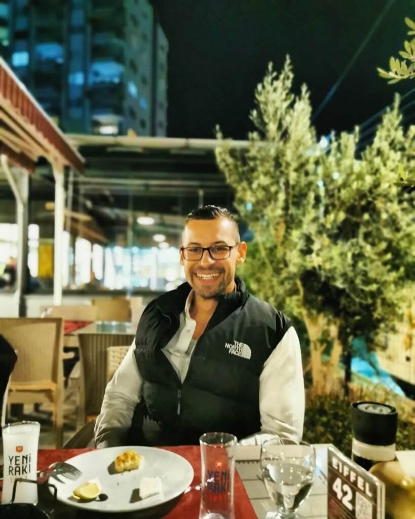 Kafe Eiffel Cafe-Restaurant, Adana, foto