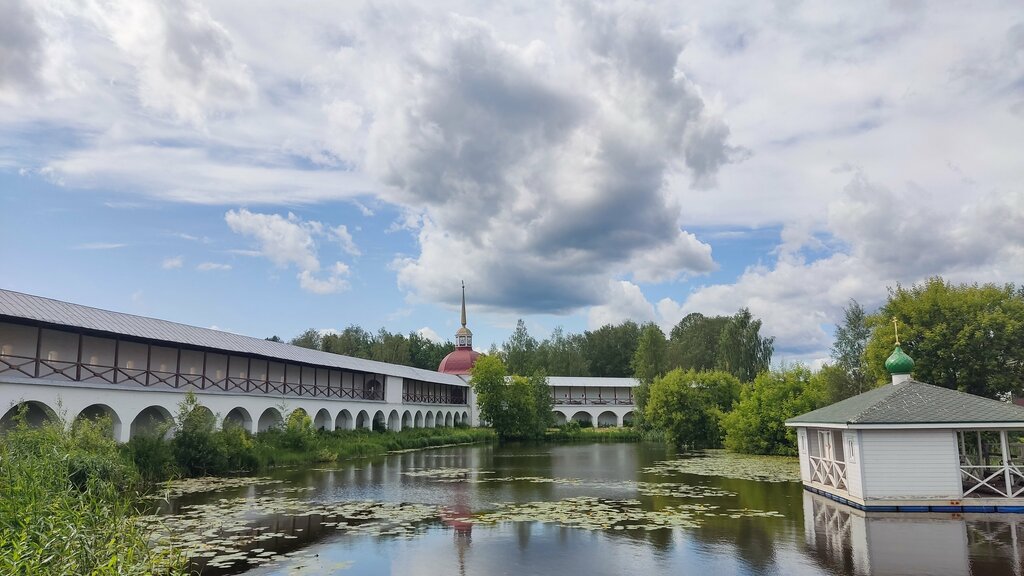Turistik yerler Юго-восточная угловая башня, Tixvin, foto