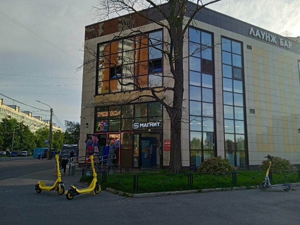 ATM'ler Т-банк, Saint‑Petersburg, foto